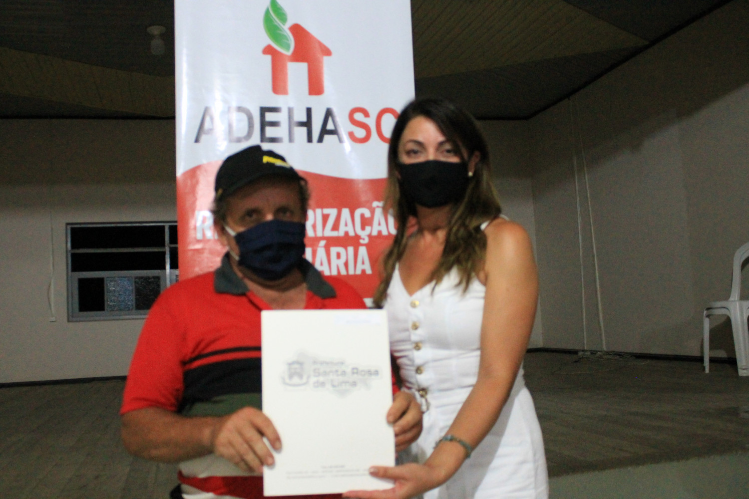 ENTREGA DE MATRÍCULAS EM DONA EMMA/SC ATRAVÉS DO REURB